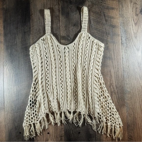 Angie | Tops | Angie Tank Womens Ivory All Over Crochet Vneck Fringe ...